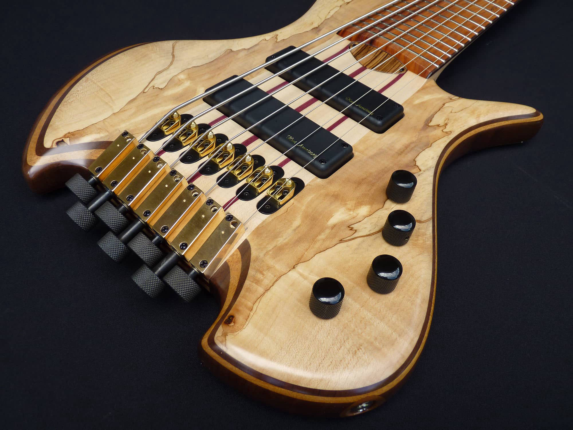 7-string basses by Daniel Fernández LUTHIER - Headless Bass